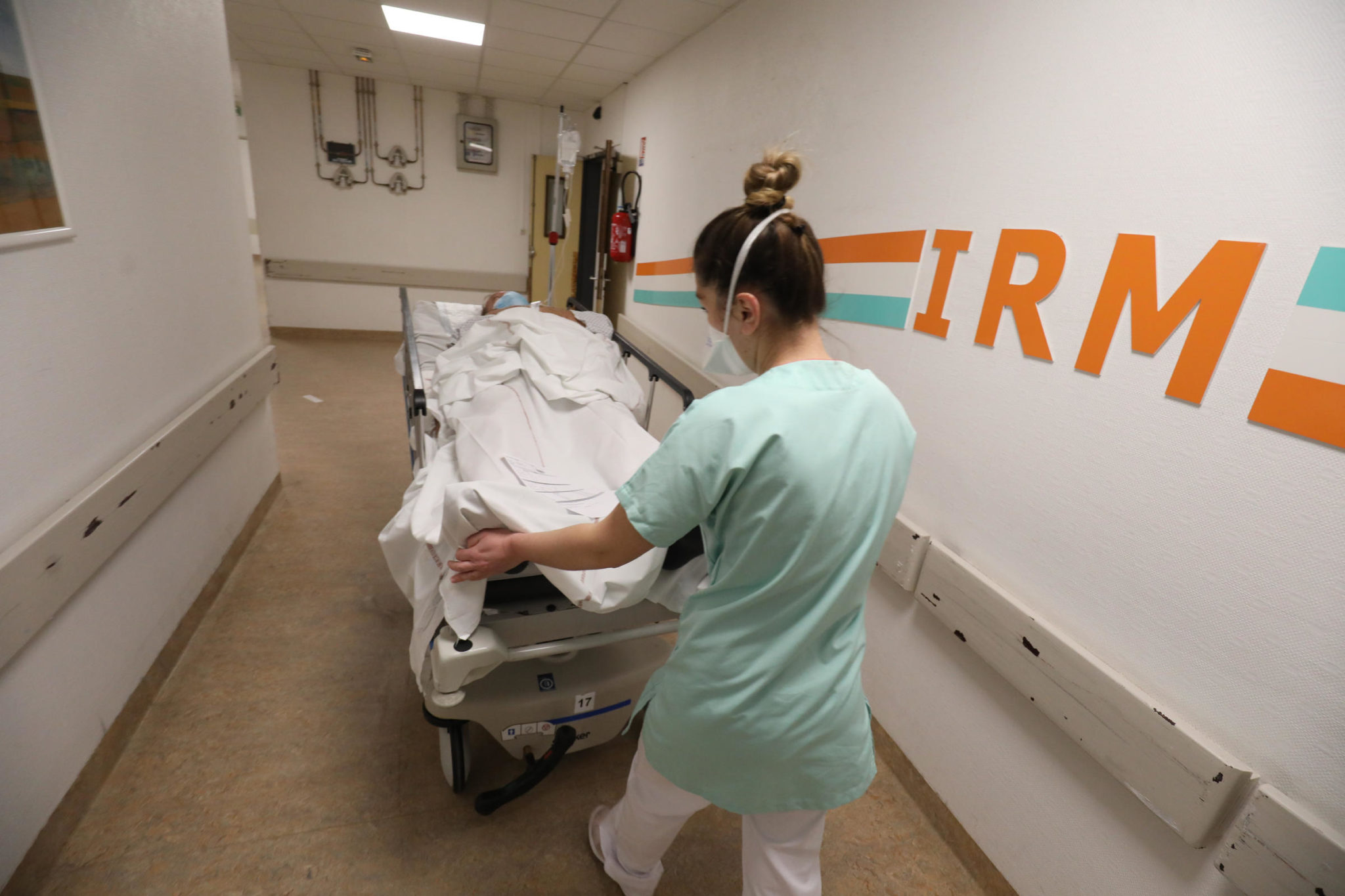 Brancardage • Centre Hospitalier de la Dracénie